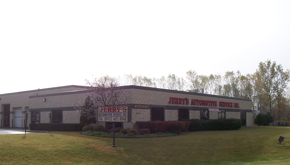 Jerry's Automotive Service, LLC - Repair Center in Waukesha, WI | 918387